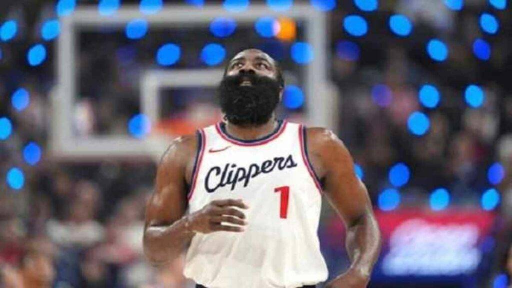 هاردن وستيفن كوري يدخلان تاريخ الـ3000 ثلاثية في NBA - العالم الرياضي